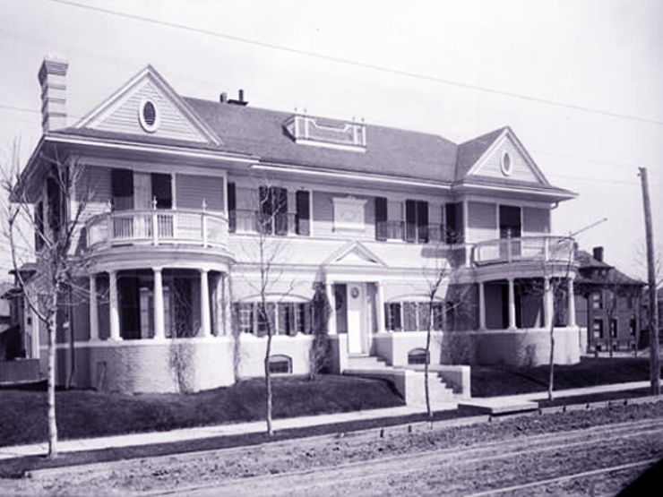 The Real-Life Haunting That Inspired The Changeling