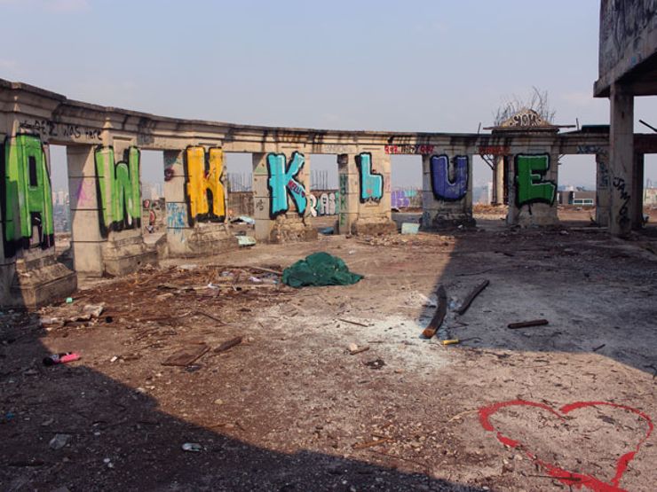 A Ghost Tower in the Sky: Bangkok’s Creepy Abandoned Skyscraper