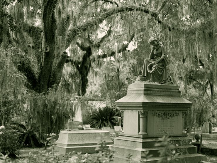 12 Haunted Cemeteries to Visit Before You Die
