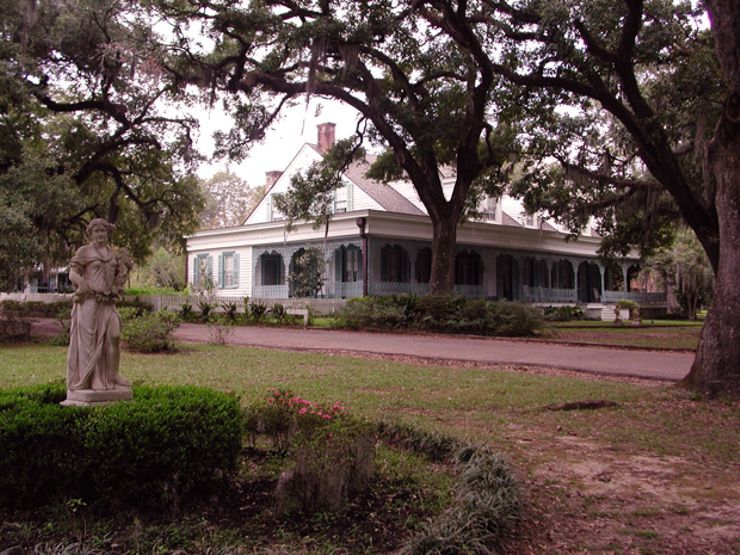America’s Most Haunted: The Myrtles Plantation