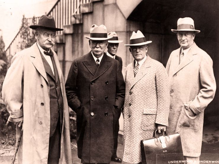 Two Bodies in the Bedroom: The Greystone Mansion Murder Mystery