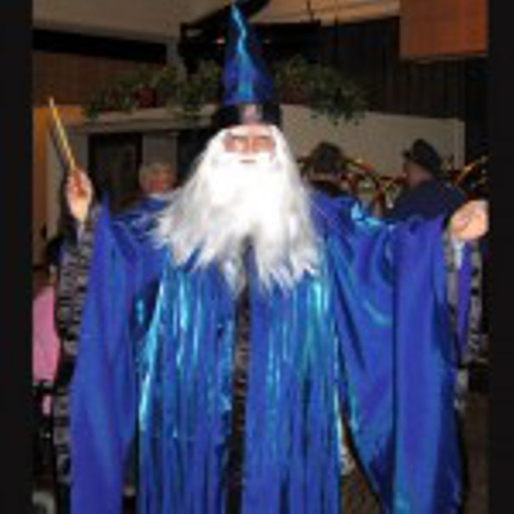 12 Best Halloween Costumes for Book Nerds