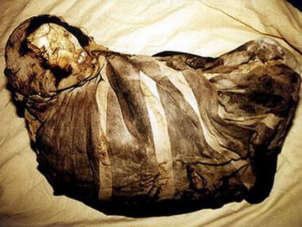 In Death as in Life: 10 Famous Corpses You Can Actually Visit
