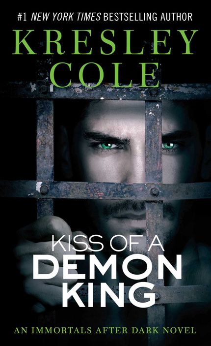 8 Gory Romance Books to Get Your Blood Pumping