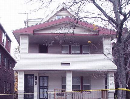 10 American Murder Houses and the Spirits That Reside Within