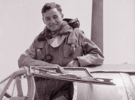 When a WWII Pilot Climbed Onto the Wing Mid-Flight to Save His Crew