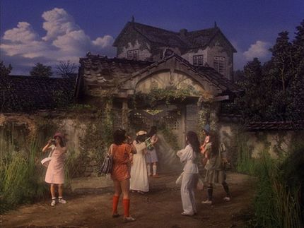 16 Scariest Haunted House Movies to Freak You Out in Your Own Home