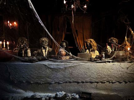 11 Terrifying Haunted Mazes to Visit This Halloween