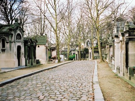 12 Haunted Cemeteries to Visit Before You Die