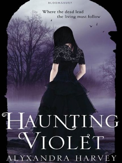 Alyxandra Harvey Shares Her Favorite Literary Vampires