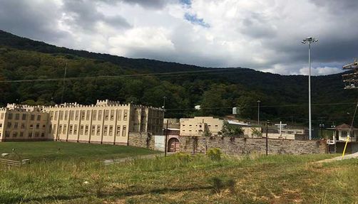 Notorious Prison Stories from America's Most Infamous Cellblocks