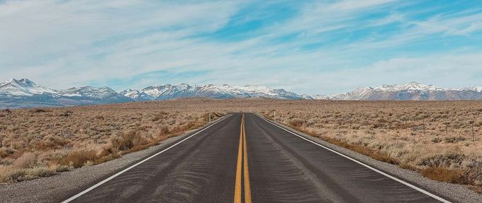 The Best Science Fiction and Fantasy Books to Read on a Road Trip