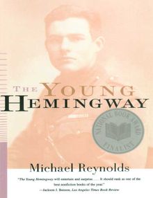 6 Fascinating Biographies on Ernest Hemingway